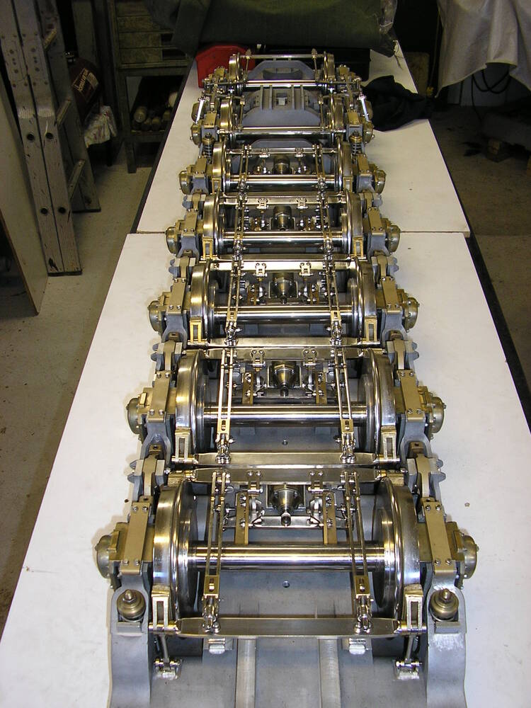 Live Steam Engines | Union Pacific 4-6-6-4 Challenger Live Steam ...