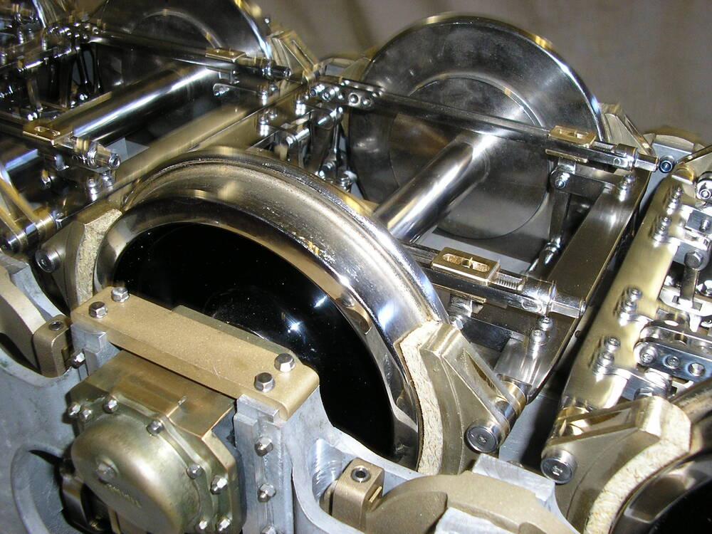 Live Steam Engines | Union Pacific 4-6-6-4 Challenger Live Steam ...