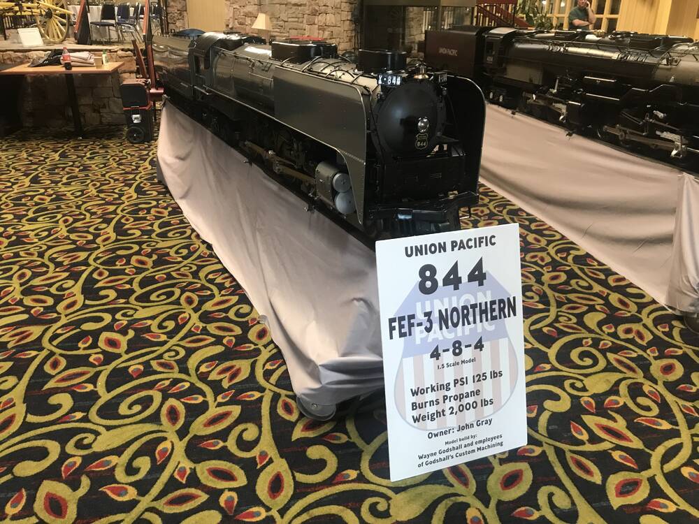 Live Steam Engines | Union Pacific FEF-1 FEF-2 FEF-3 4-8-4 Northern ...